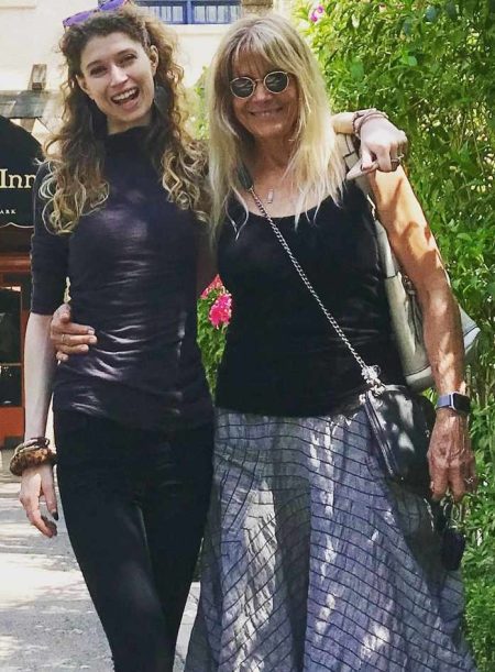 Cindy Pickett Biography, Age, Height, Husband - mrDustBin