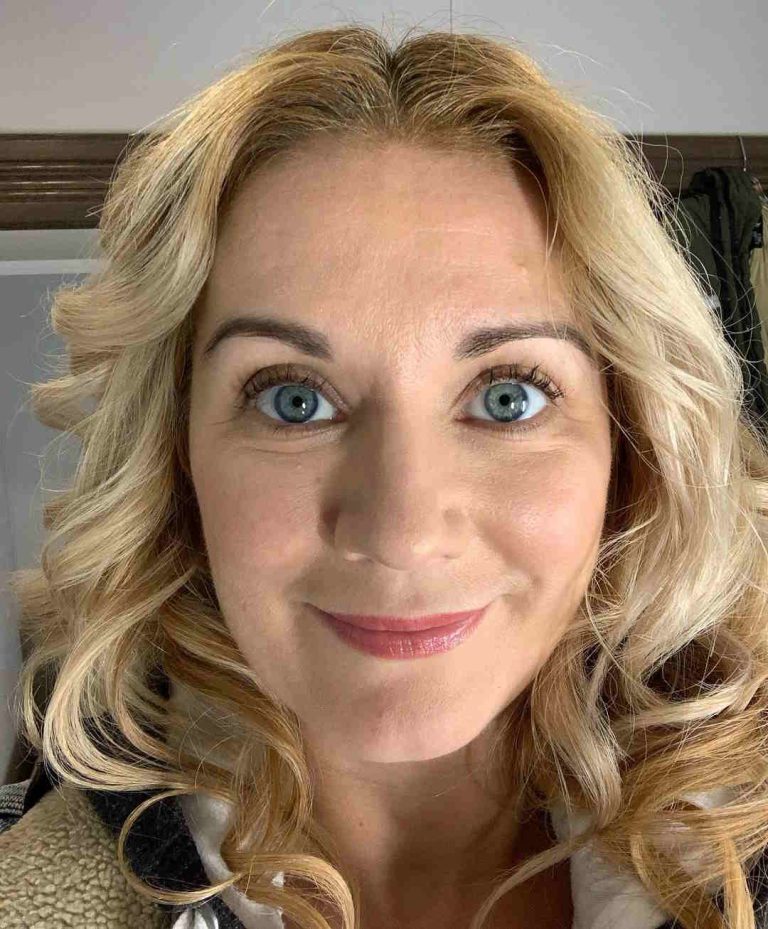 Natalie Lisinska Biography, Age, Height, Husband - mrDustBin