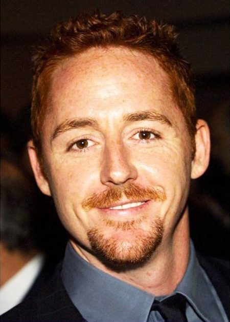 Scott Grimes Biography, Age, Height, Wife - mrDustBin