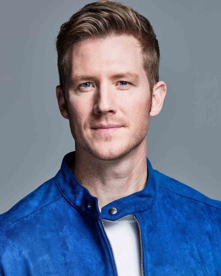 Casey Elliott Biography, Age, Height, Wife - mrDustBin