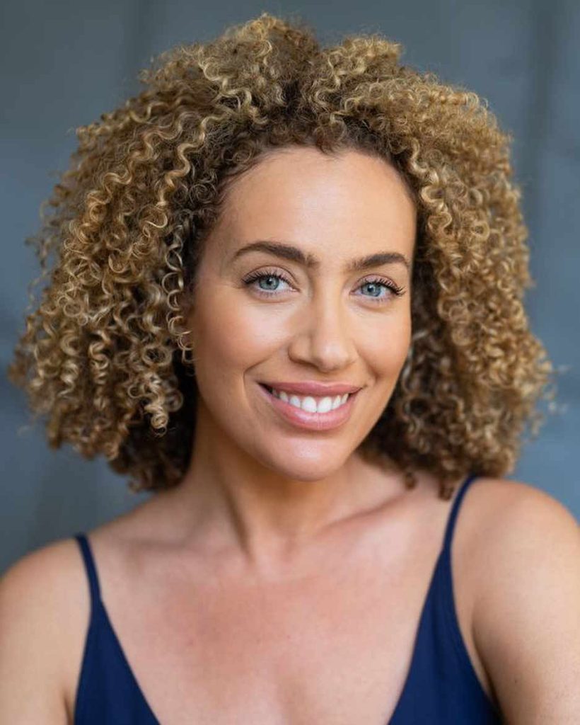 Stephanie Siadatan Biography, Age, Height, Boyfriend - mrDustBin