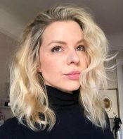Ali Liebert Biography, Age, Boyfriend, Hallmark Movies - mrDustBin