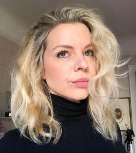 Ali Liebert Biography, Age, Boyfriend, Hallmark Movies - mrDustBin