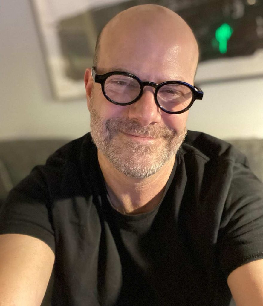 Unwrapping Christmas: Mia's Prince Hallmark Movie, Cast - mrDustBin