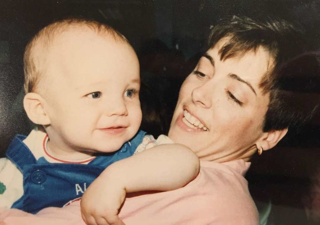 Ian Harding Biography, Age, Height, Weight, Girlfriend - mrDustBin