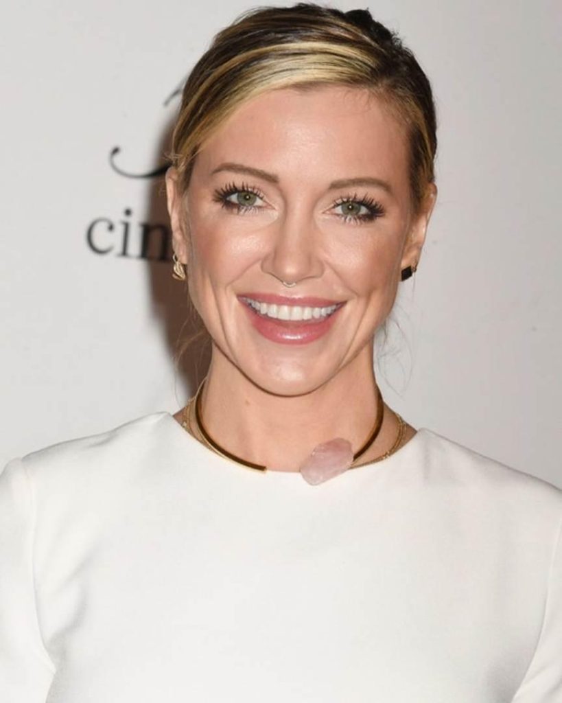 Katie Cassidy Biography, Age, Height, Boyfriend - mrDustBin