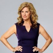 Nancy Travis Biography, Age, Height, Husband - mrDustBin
