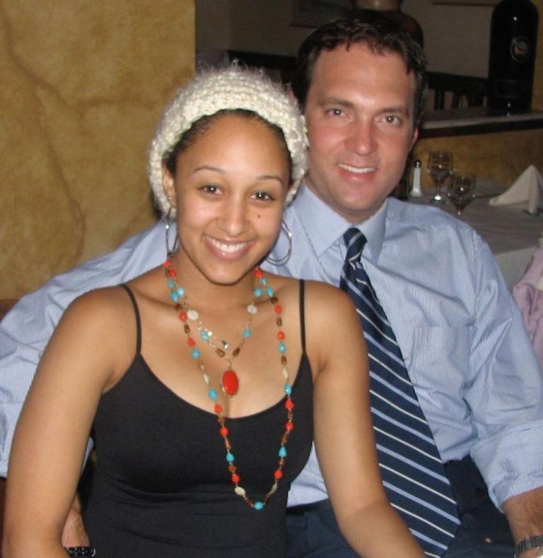 Tamera Mowry-Housley Biography, Age, Height, Husband - mrDustBin