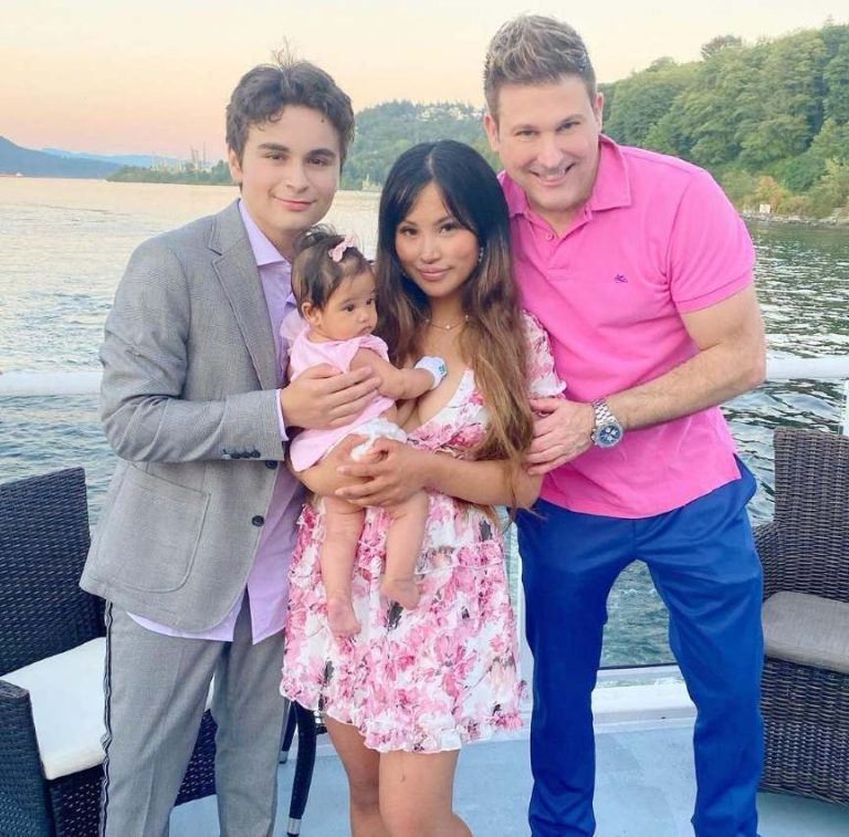 Chance Hurstfield Biography, Age, Height, Girlfriend - mrDustBin