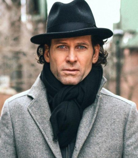 Eion Bailey Biography Age, Height, Girlfriend - mrDustBin
