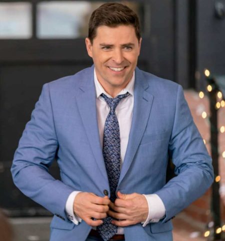 Kavan Smith Biography, Age, Height, Hallmark Movies - mrDustBin