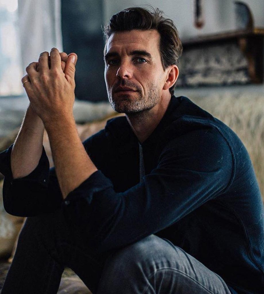 Lucas Bryant Biography, Age, Height, Girlfriend - mrDustBin