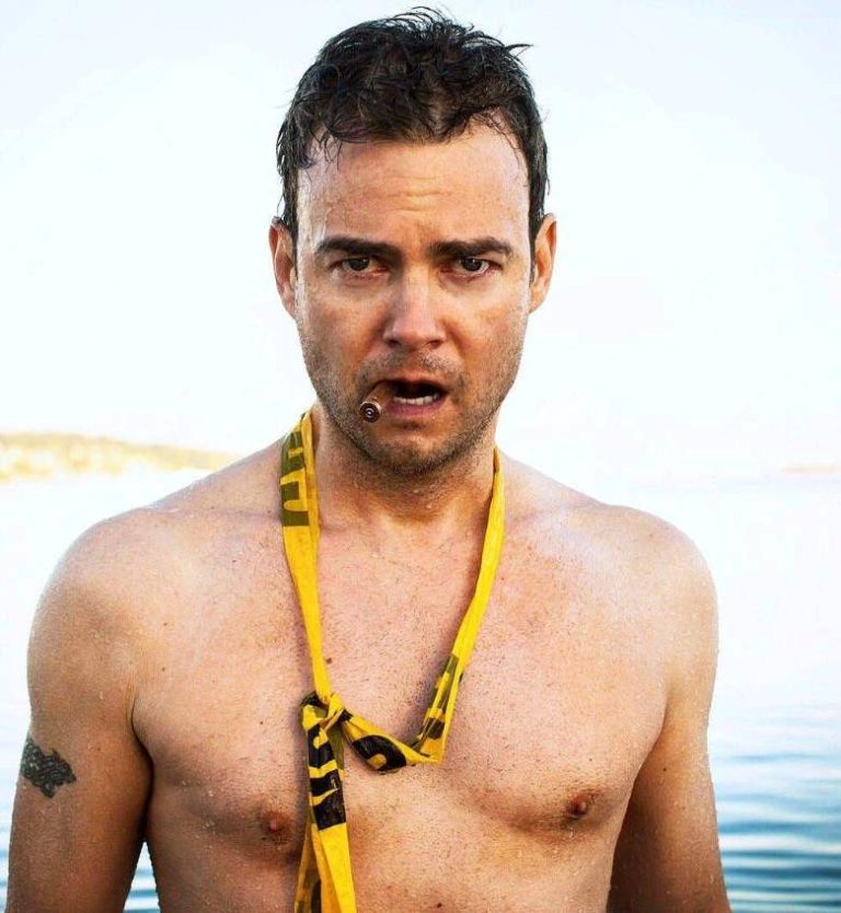 Robin Dunne Biography, Age, Family, Career - mrDustBin