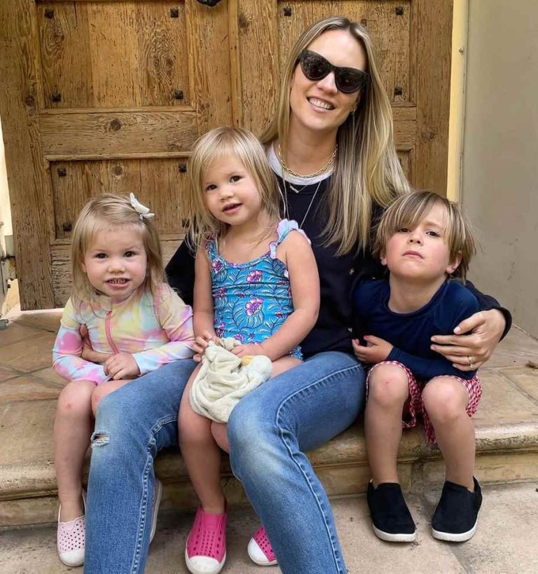 Samuel Page Biography Age, Girlfriend, Hallmark Movies - mrDustBin