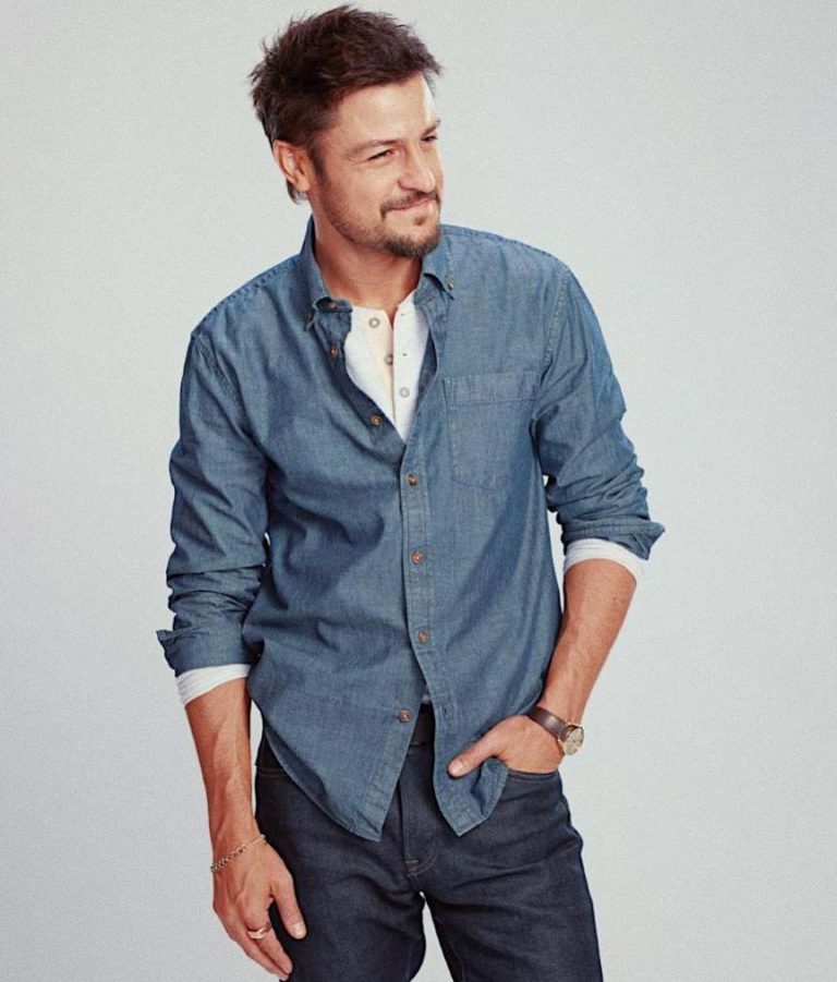 Tyler Hynes Biography, Age, Height, Girlfriend - mrDustBin