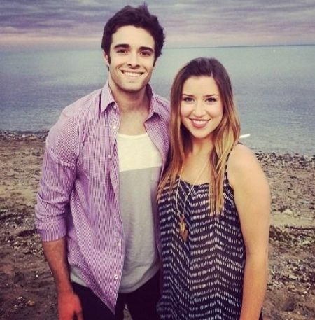 Corey Cott Biography, Age, Height, Girlfriend - mrDustBin