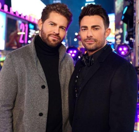 Jonathan Bennett Biography, Age, Height, Partner - mrDustBin