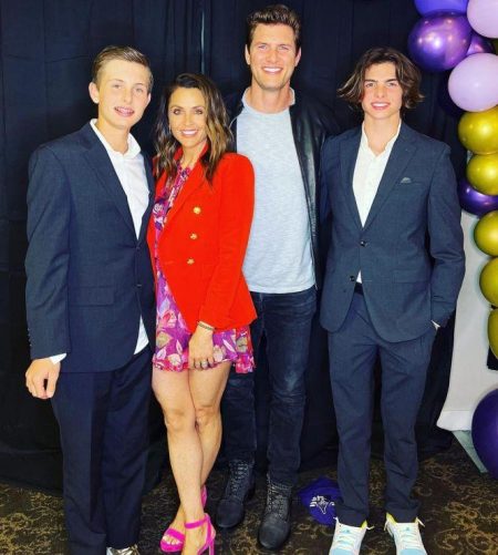 Ryan McPartlin Biography, Age, Height, Wife - mrDustBin