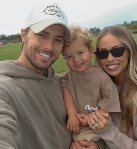 Travis Burns Biography, Age, Height & Wife - mrDustBin