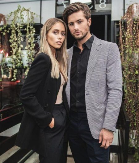 Travis Burns Biography, Age, Height & Wife - mrDustBin