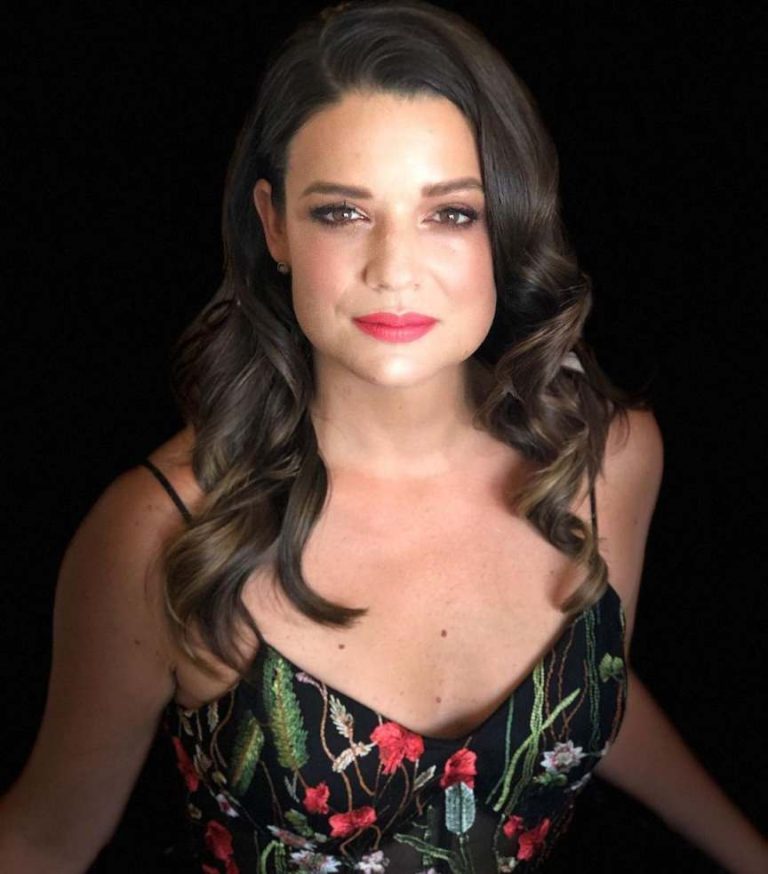 30 Best Canadian Hallmark Actors and Actresses in 2025 - mrDustBin