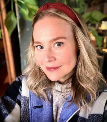 Kristin Booth Biography, Age, Height, Weight, Husband - mrDustBin