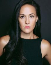 Crystal Lowe Biography, Age, Height, Weight, Husband - mrDustBin