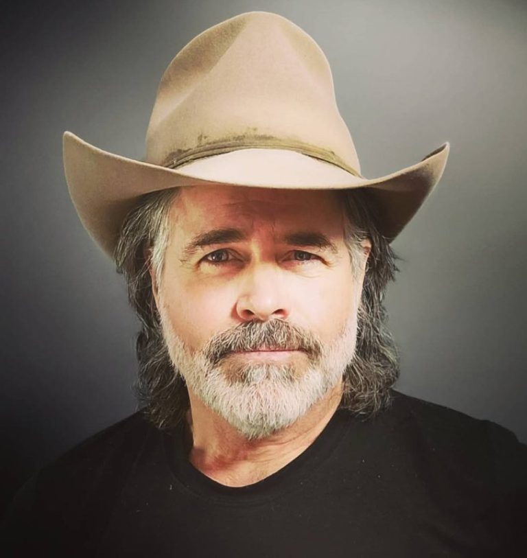 Michael Dickson Biography, Age, Height, Weight, Wife - mrDustBin