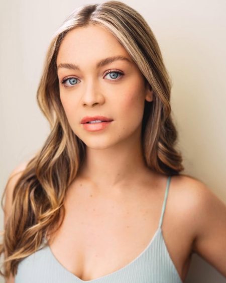 Lindsey Dresbach Biography Age, Height, Weight, Boyfriend - mrDustBin